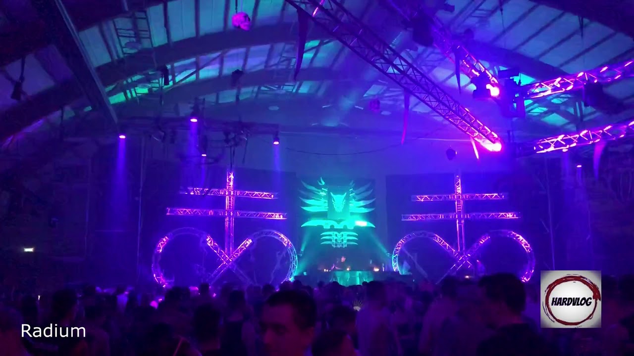 Pi Pa Pandemonium!! #HARDVLOG2 - YouTube