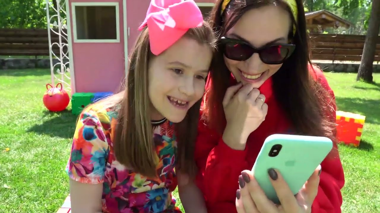 Lika and mom show safety rules and teach how to swim in the pool - YouTube