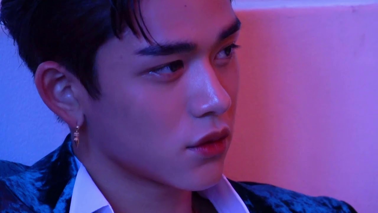 SuperM Lucas - "Crazy in Love" - YouTube