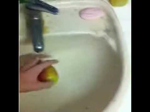 The amazing rolling apple! - YouTube