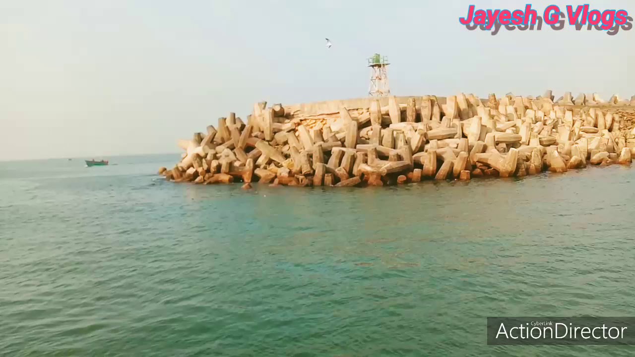 Mangrol Bandar || 🎣 🐠 Fishing Boat Entry - YouTube