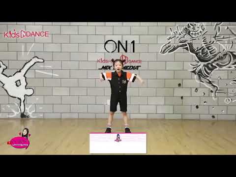 Mini K-pop (Na haeun cover) BTS Anpaman