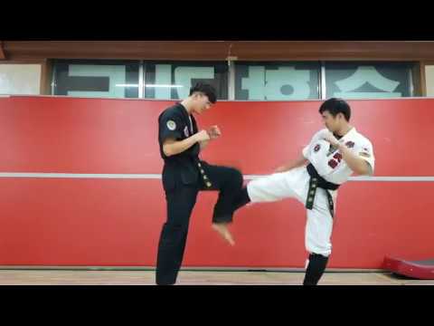 [실전발차기] 로우킥&로우킥 방어 강좌 low kick&low kick block - YouTube