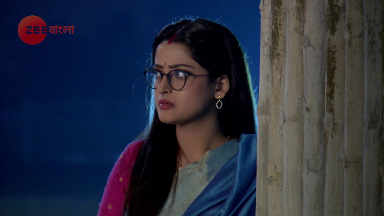 Alo Chhaya - Best Scene - 193 - Arnab Banerjee, Debadrita Basu ...