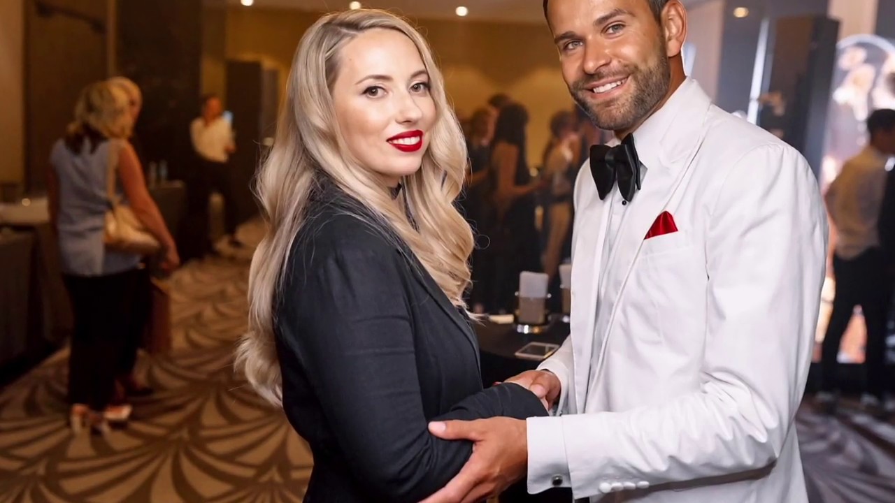 Backstage №1 - YouTube