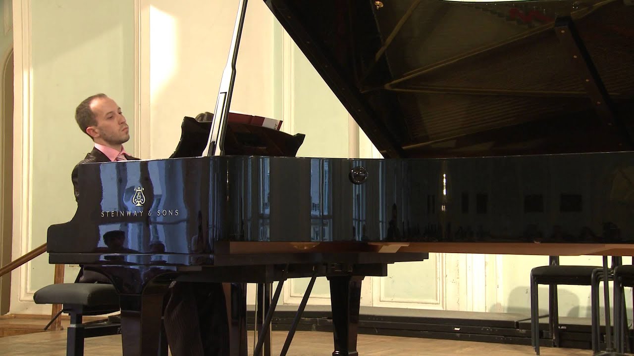 Willy WEINER: "Small Ballerina" performed by Mikael Ayrapetyan, Moscow ...