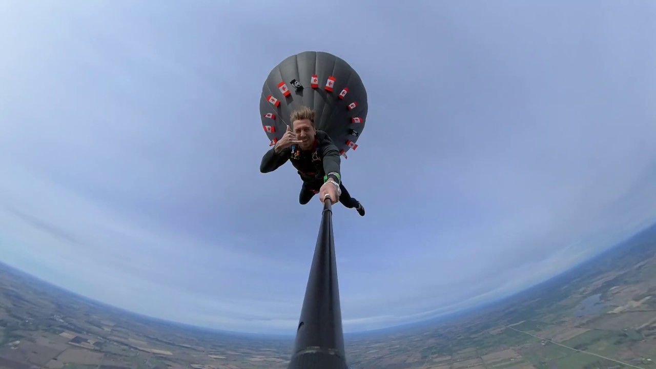 I'M FLYING HIGH in My First Hot Air Balloon Ride! - YouTube