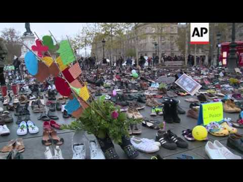 Cancelled climate march leads to shoe protest - YouTube