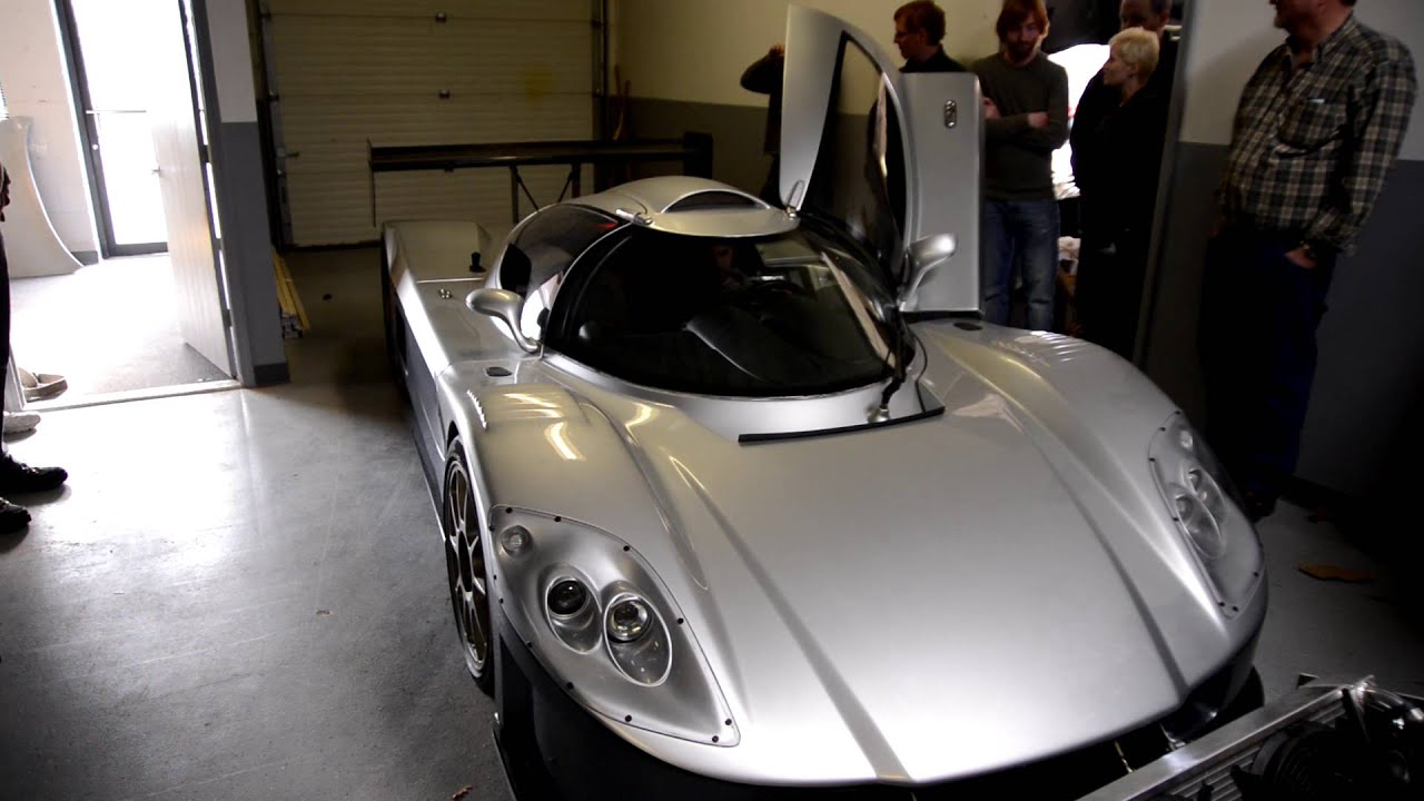 RCR Superlite Coupe 730HP V8 cold start - YouTube