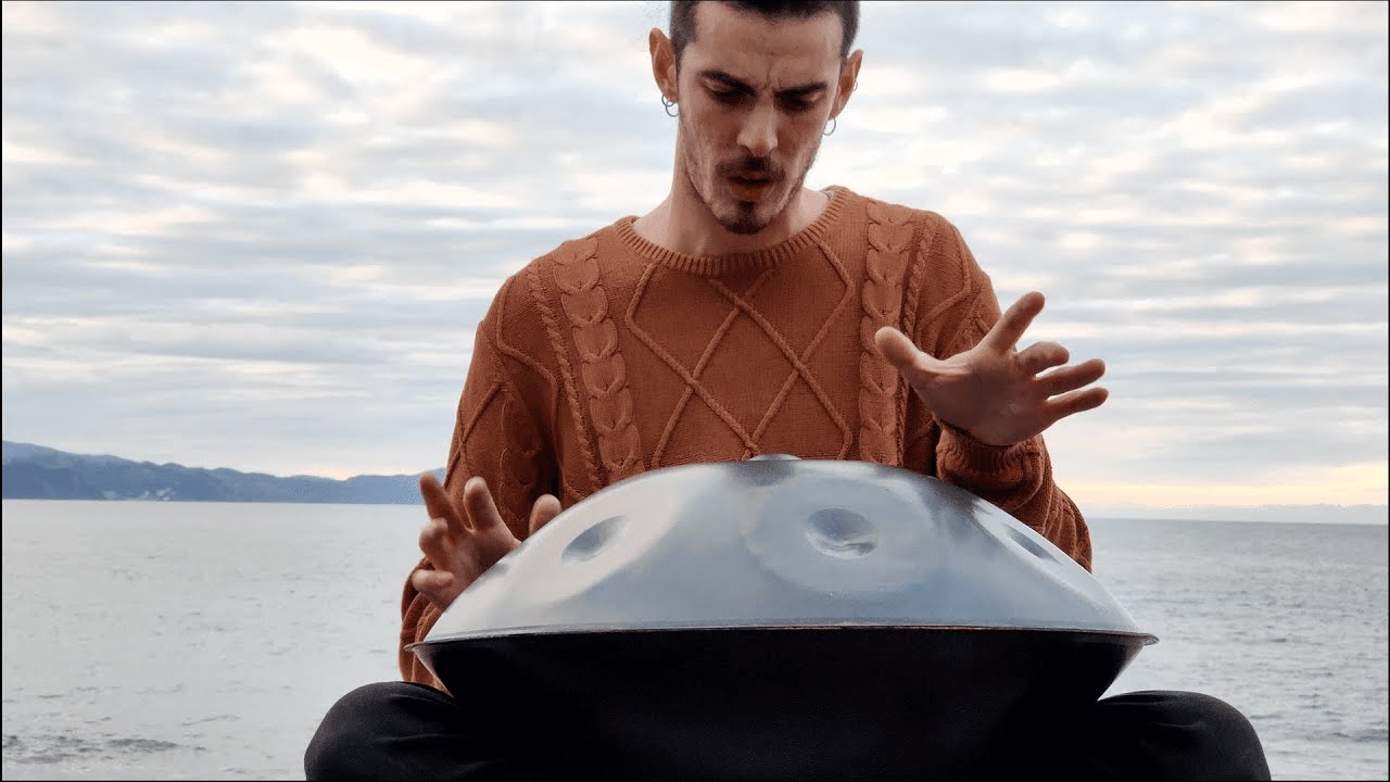 Giulio Quaranta | EVASIONE | Live Handpan Session - YouTube