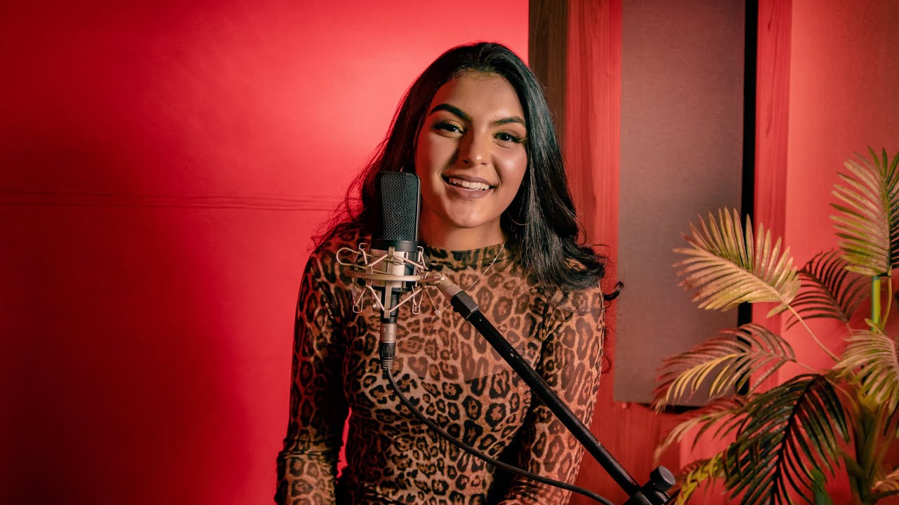 Toda Vez - Nicole Menezes (Clipe oficial) - YouTube