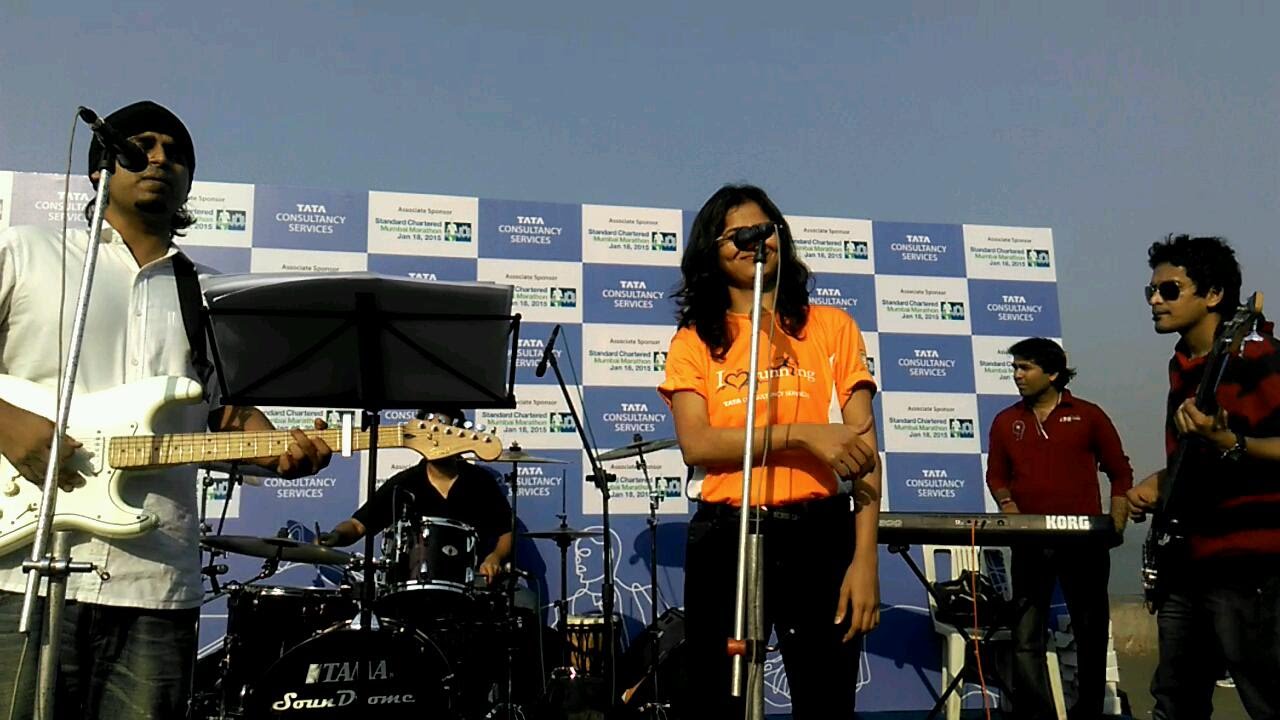 AFM covering "Madari - MTV Coke Studio" at SCMM15 - YouTube