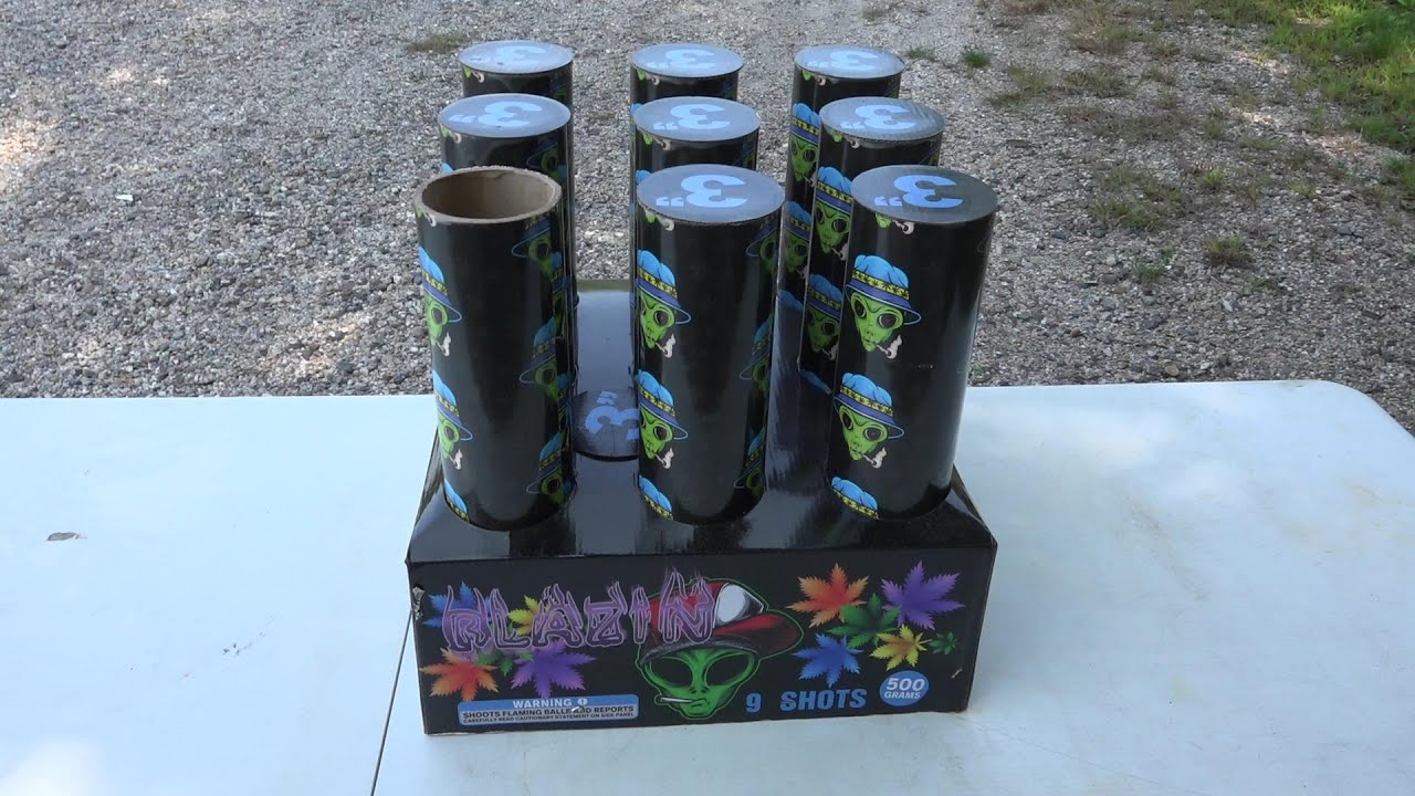 3" BLAZIN (N.O.A.B.) by SMOKING ALIEN FIREWORKS - YouTube