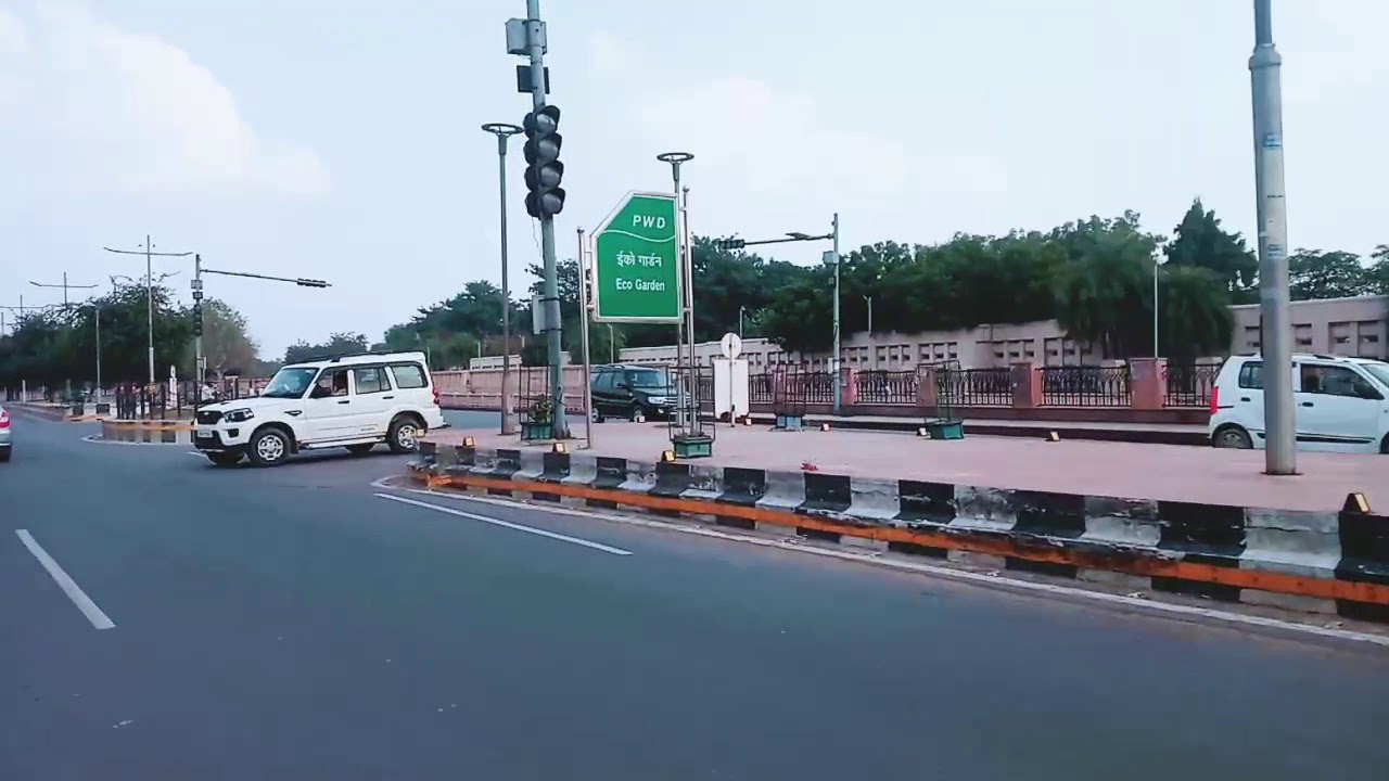 #Lucknow VIP Road क्या आप कभी इस मार्ग पर सफर किया है - YouTube