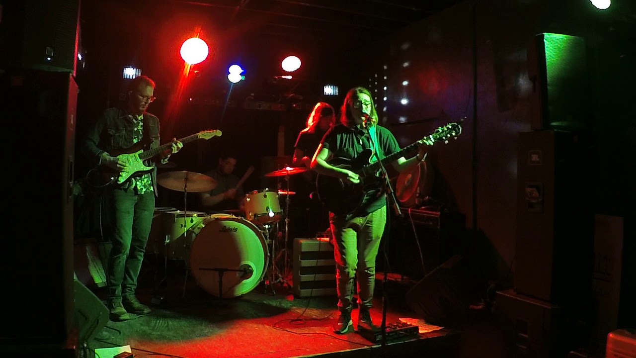 Alix Williams Band | Live at Ventura part 1 - YouTube