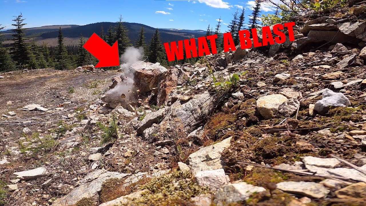 Blasting quartz boulder using EZEBREAK Micro-Blaster! Khrysos gold ...