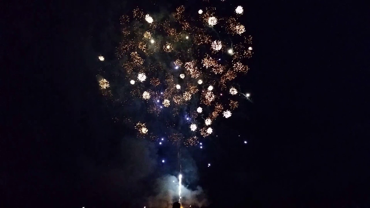 Fourth of July 2019 Marysville Fireworks Finale - YouTube
