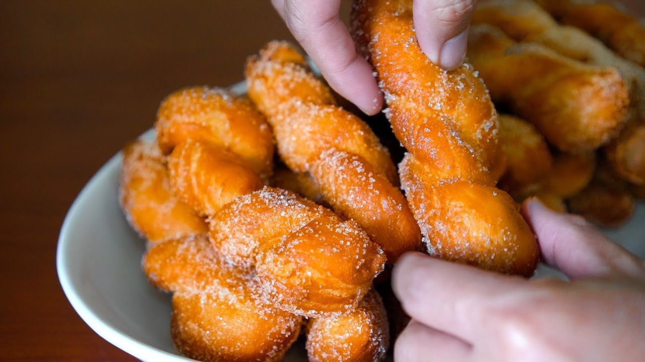 Korean Twisted Doughnuts || Bitso Bitso in Philippines - YouTube