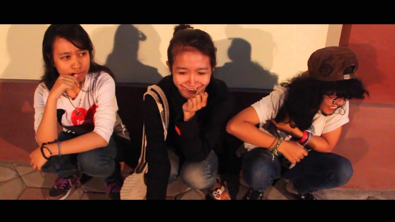UKM BAND ISI Solo "Video Profile 2013" - YouTube