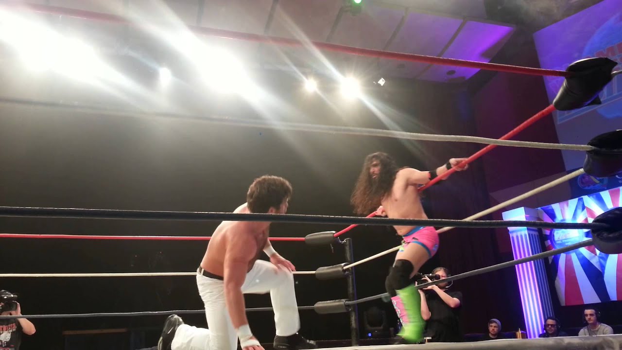 Ray Rosas vs Joey Ryan - CWFHollywood - YouTube