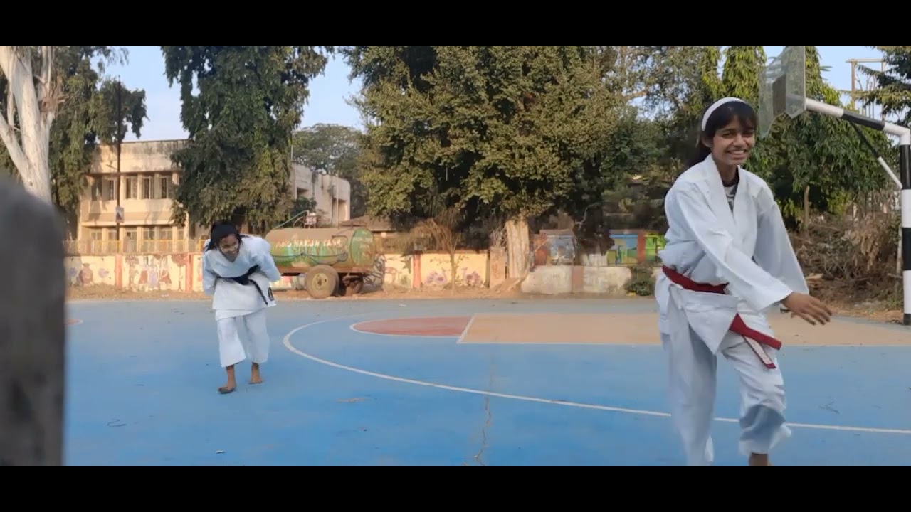 karate break time practice with Shelly and senior sempai - YouTube