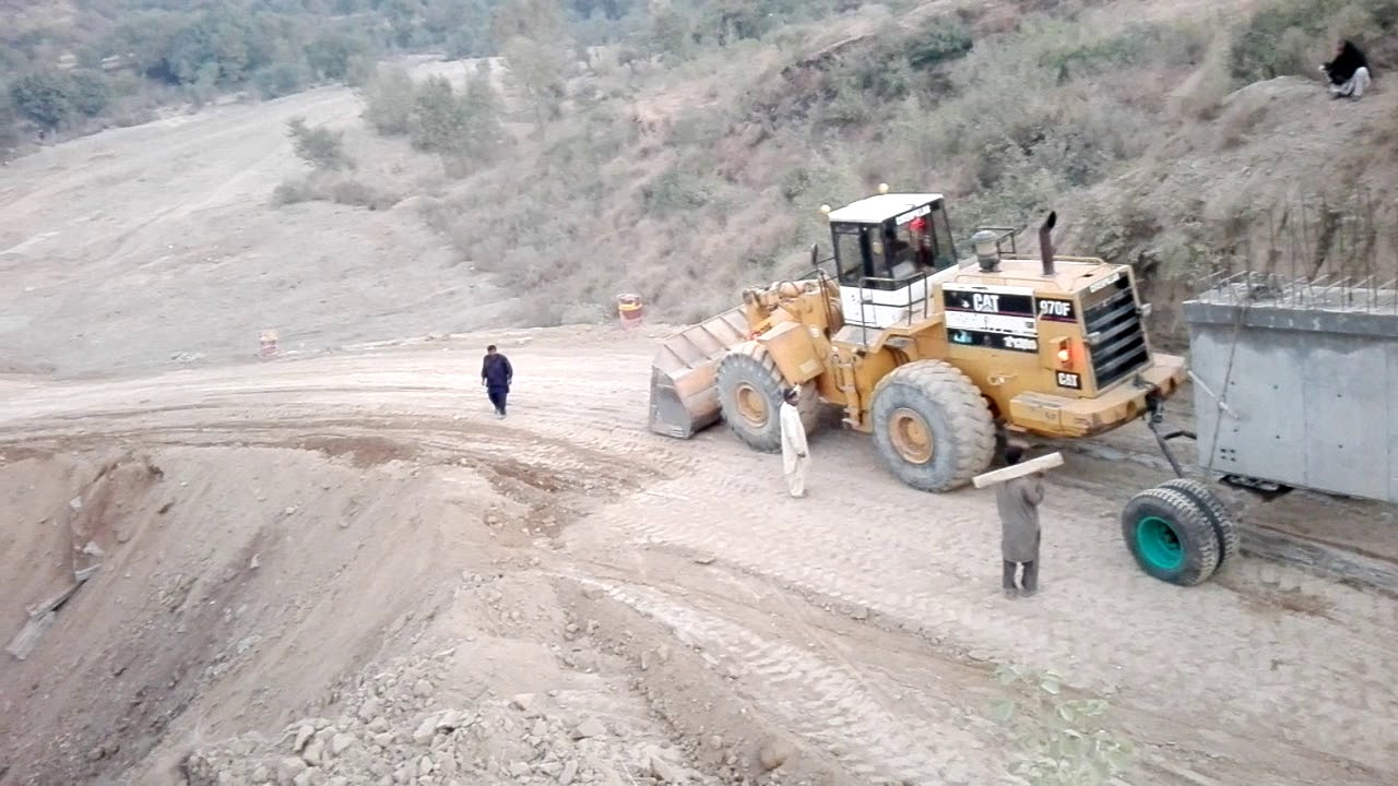 Cat 970-F Shifting other side bridg gurdar different and Pakistani ...