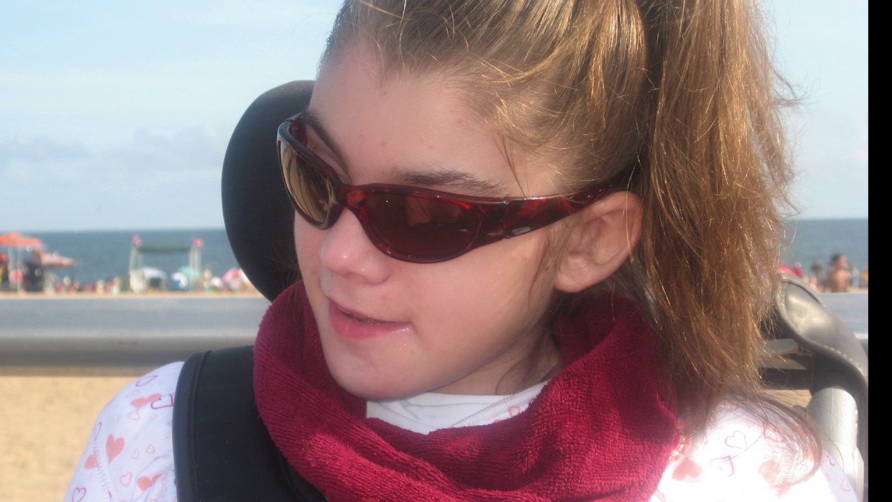 Lauren Kelly Minard-We Love you Lauren ! - YouTube