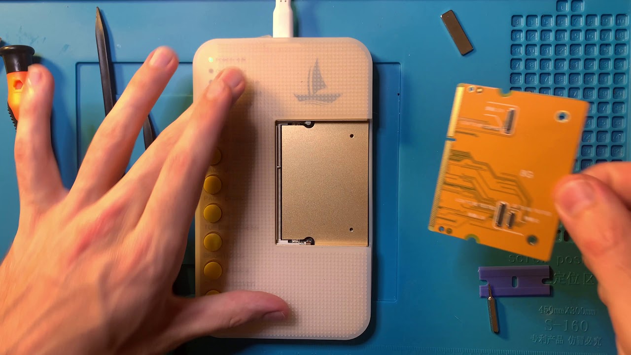 How To Test iPhone LCD Screens (DL100 edition) - YouTube