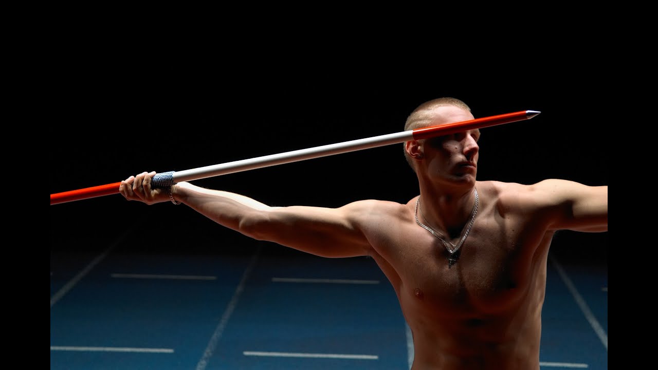 Igor JANIK - trening oszczepnika - YouTube