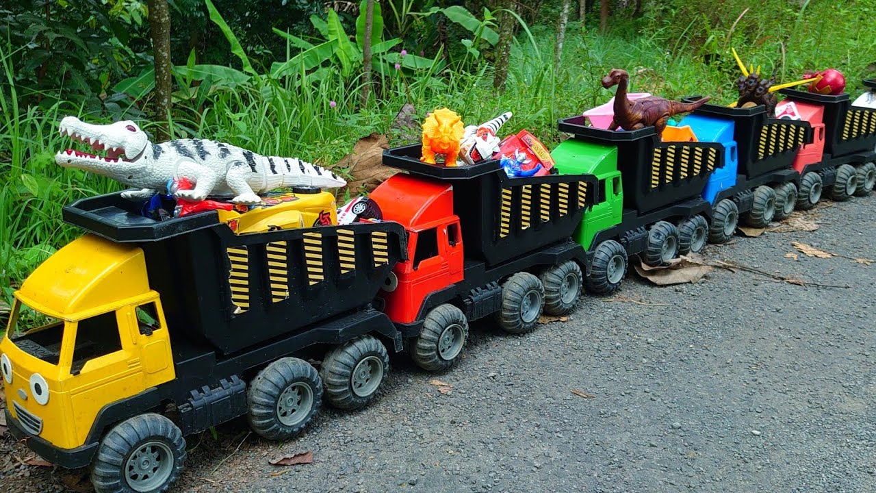 Mobil Truk Tronton Tayo Panjang Penuh Mobil Mobilan, Excavator, Capit ...