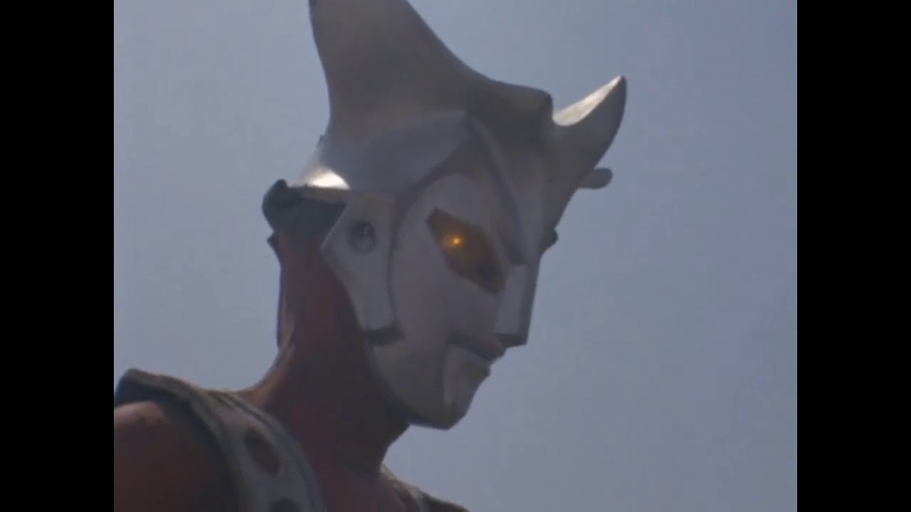Ultraman Leo Pet Ron - YouTube