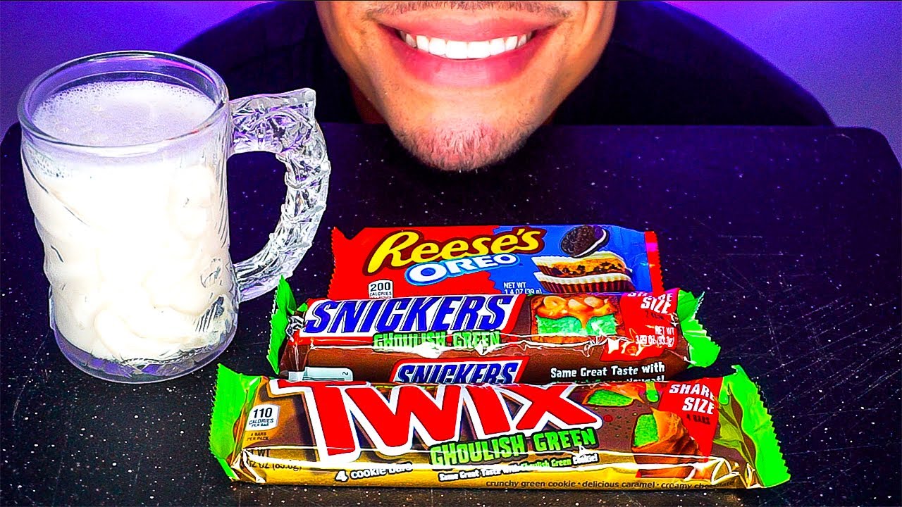 ASMR GREEN SNICKERS REESE'S TWIX GHOULISH CHOCOLATE PEANUT BUTTER CUPS ...