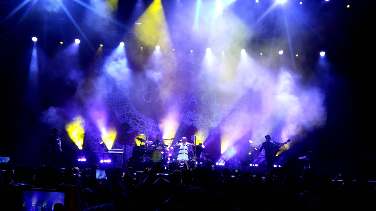 Garbage - Subhuman - Mexico 2016 - YouTube