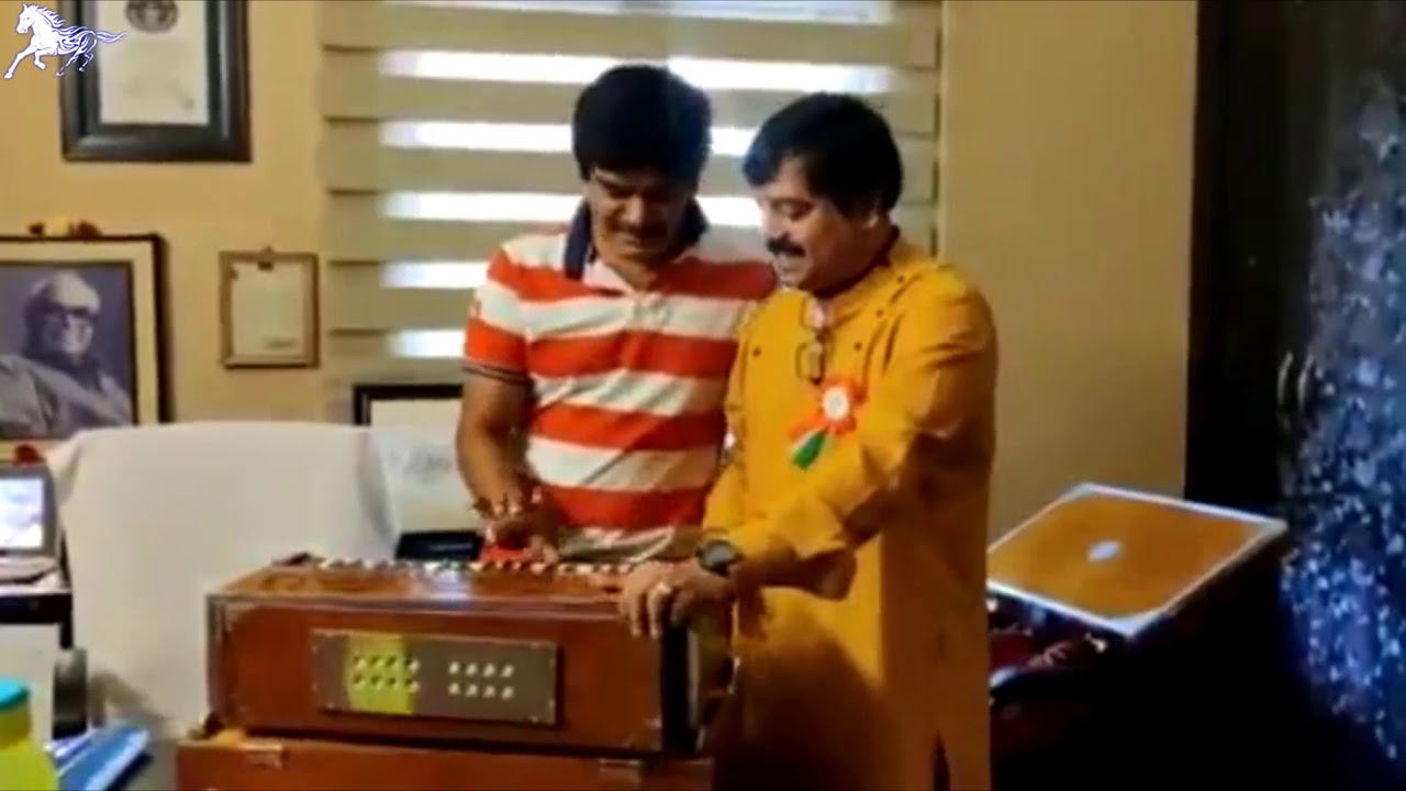 Actor Vivek Teaching Cell Murugan, Unna Nenachu Nenachu Song from the ...