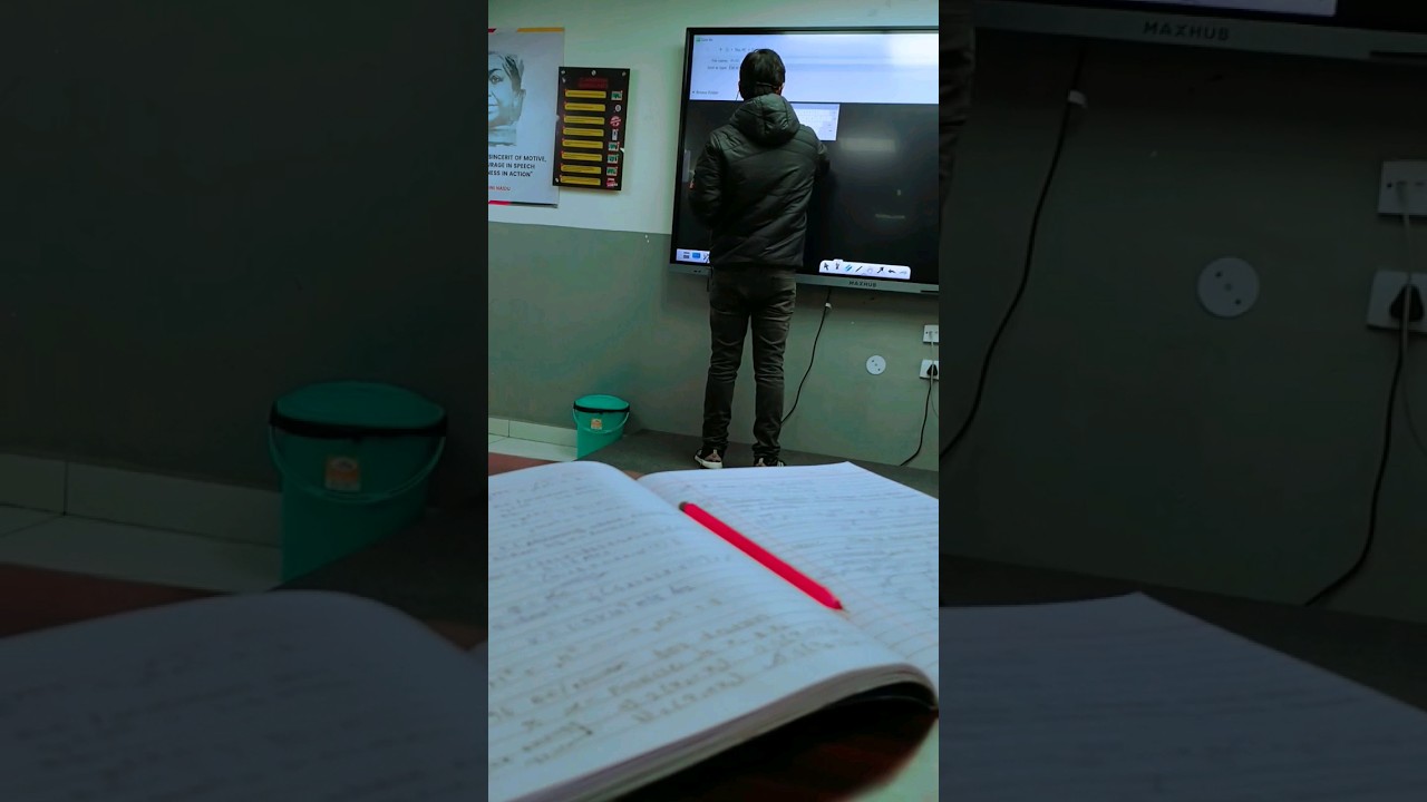 pw class room video teaching in physics sir ☺️#motivation #aiimsdelhi # ...