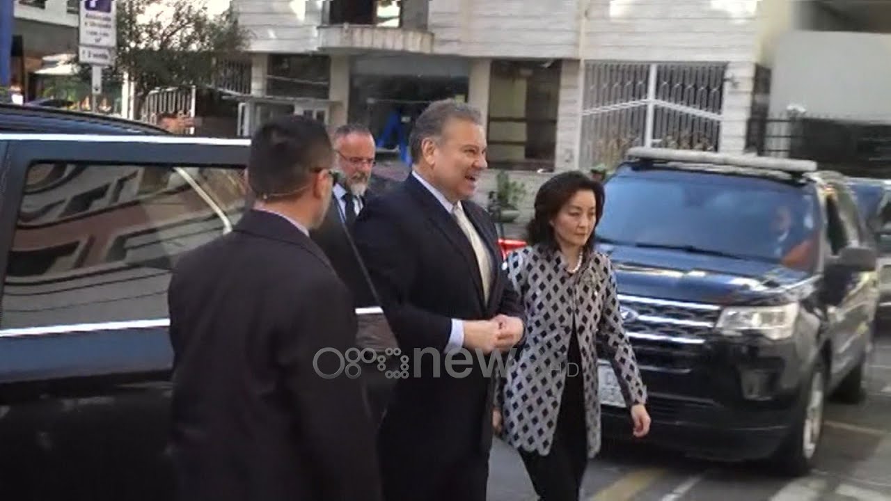 I shoqëruar nga ambasadorja Yuri Kim, Pas Alibeajt, Escobar i shkon në ...