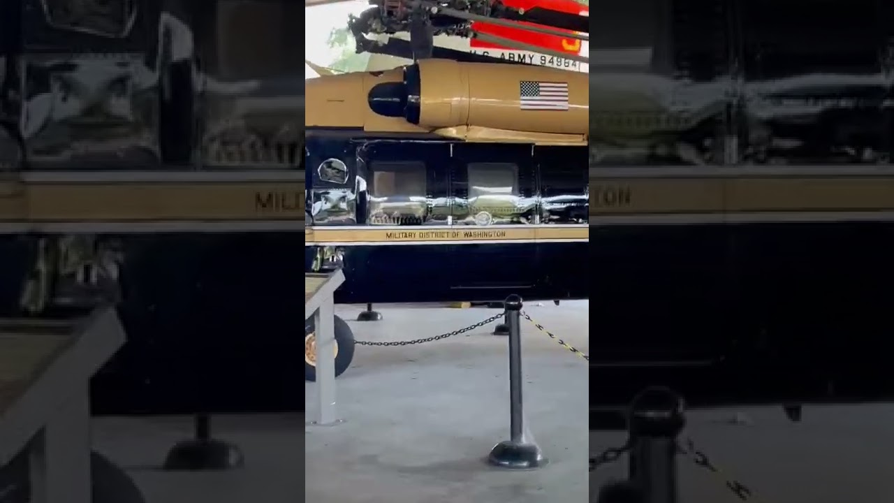 VH-60 Blackhawk VIP Variant Rare - YouTube