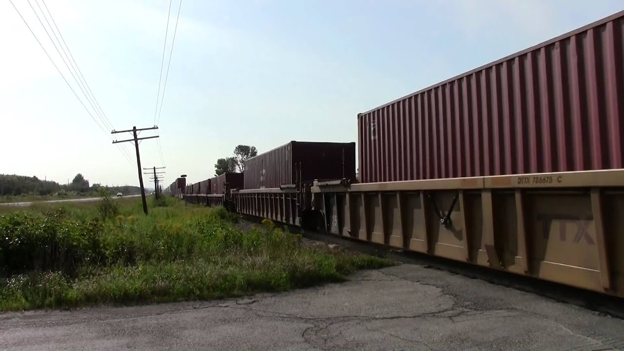 [HD] CN 8021, CN 5509, CN 8840, CN 5451 (Train 121 Eastbound) Saint ...