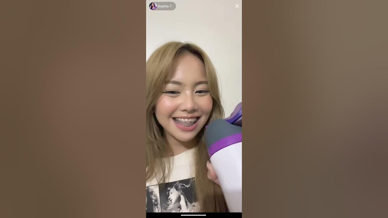 KAIA Sophia LIVE 24.10.03 - YouTube