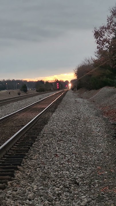 NS 6941 with NS K90 Flying In Wakeman Dr. - YouTube