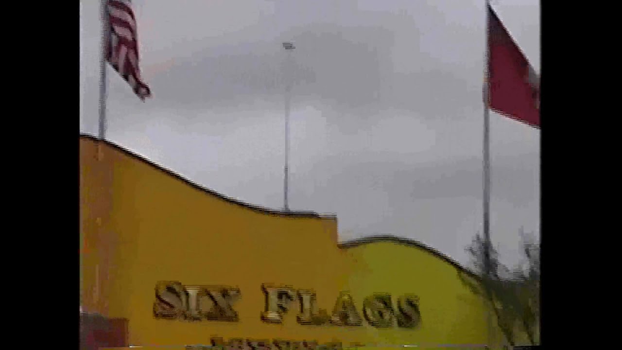 Six Flags Over Mexico - YouTube