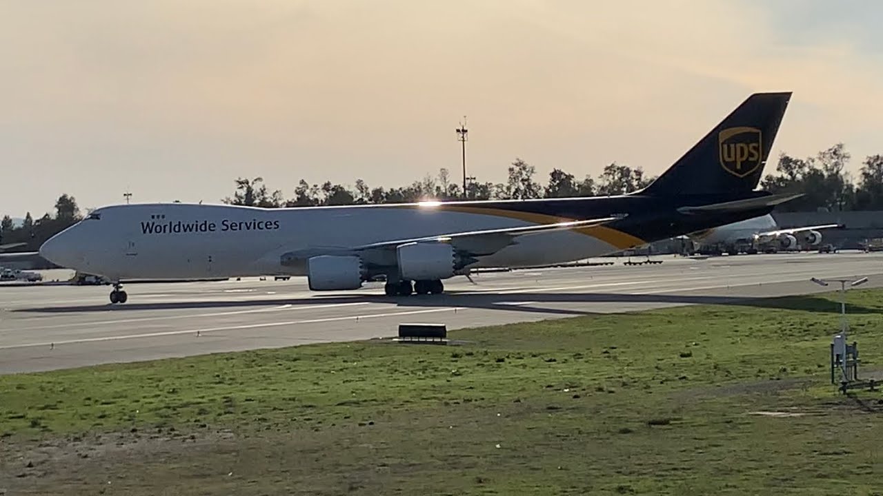 7:47 of 747 Action! UPS 747 Arrival and Taxiing at KONT - YouTube