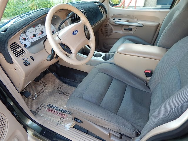 2002 Ford Explorer Sport Trac Interior