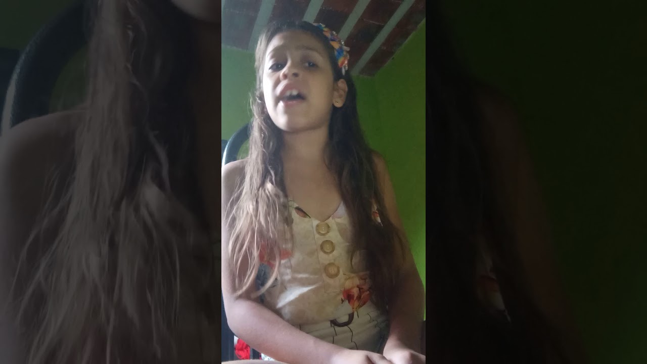 cantando o louvor da Rayane Almeida - YouTube