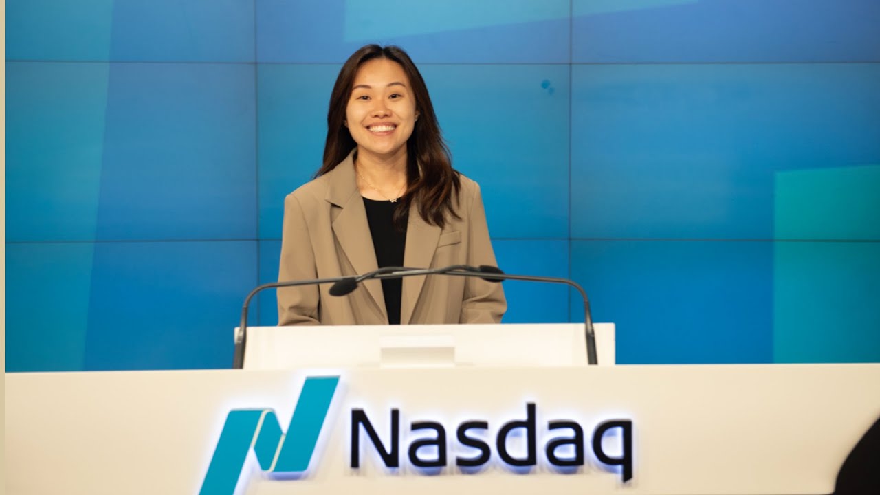 Touring NASDAQ HQ in New York City 🤯 with @moomoosingapore - YouTube