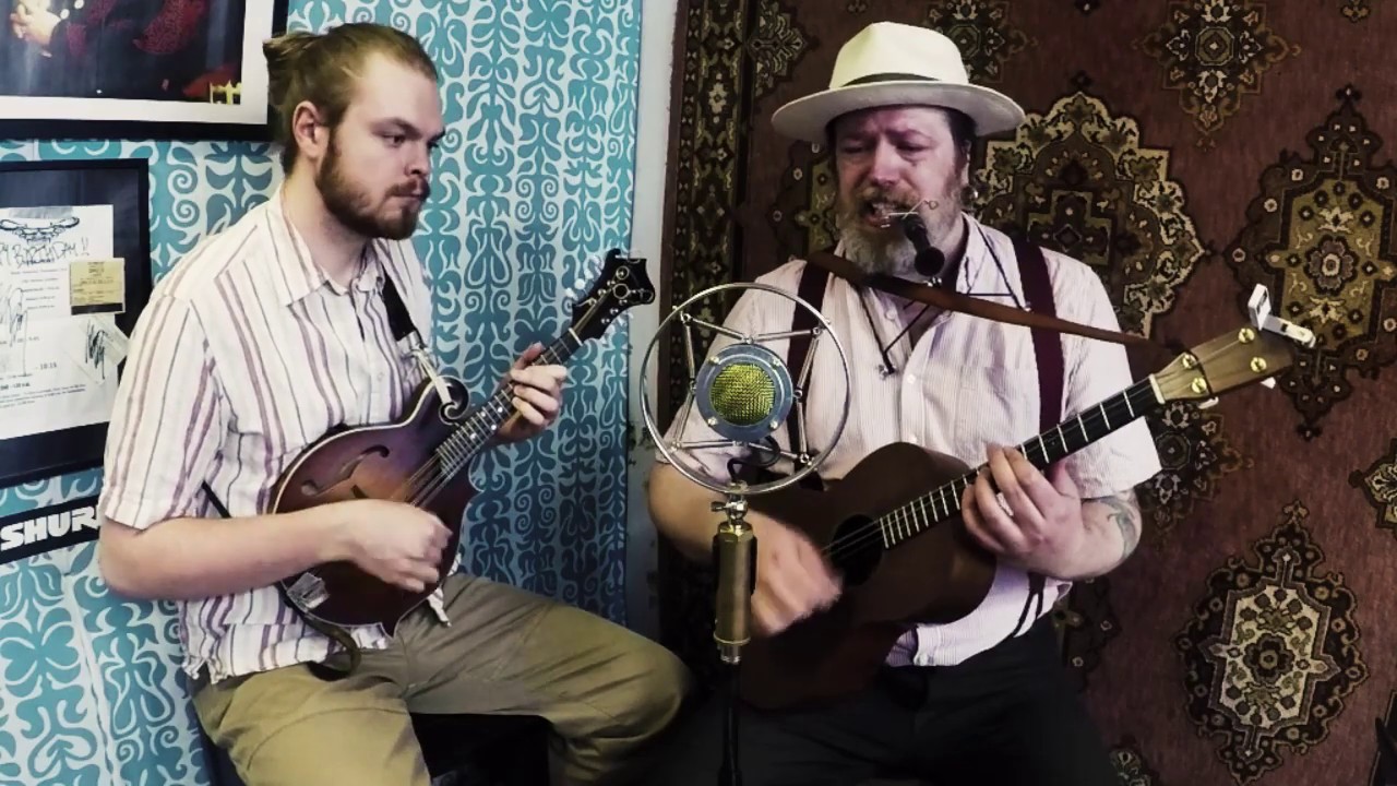 Seven Foot Frank & Cousin Luke - Come and Take a Trip in my Rocket Ship ...