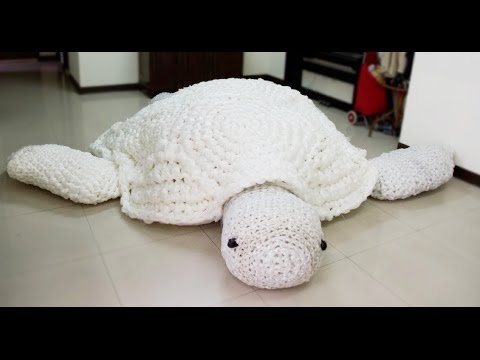 The Making of The World's Largest Plastic Sea Turtle - Crocheted - YouTube