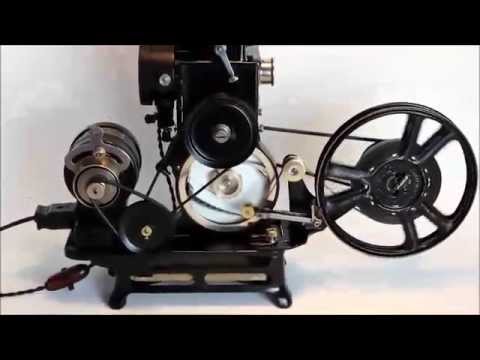 Pathé Baby (Super Pathé Baby) - YouTube