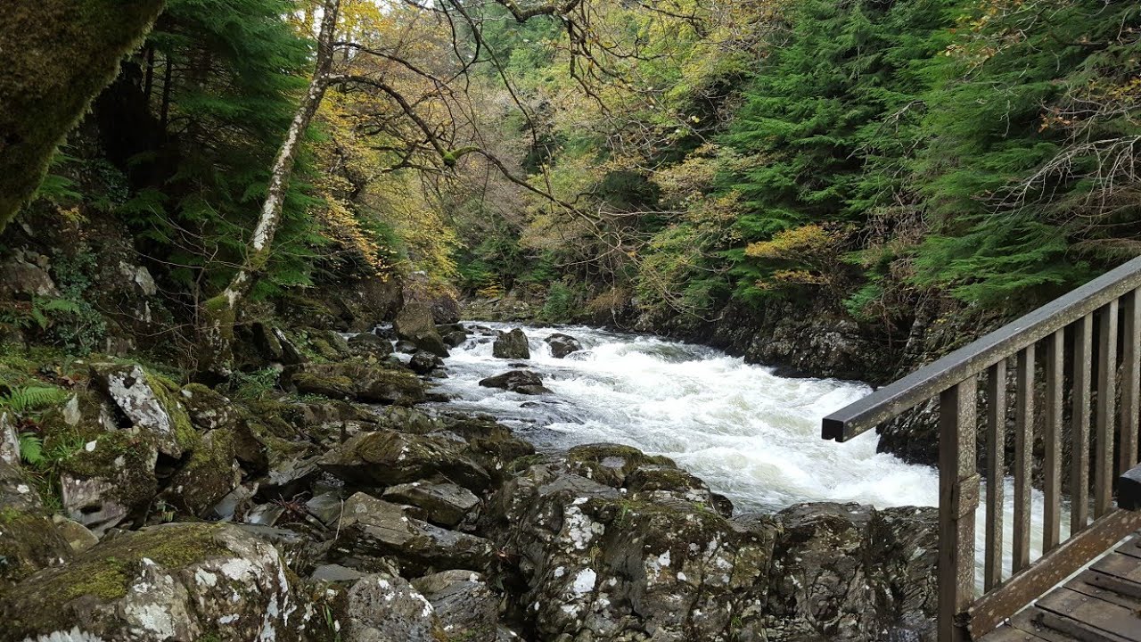 Betws y Coed walk to the miners bridge, snowdonia - YouTube