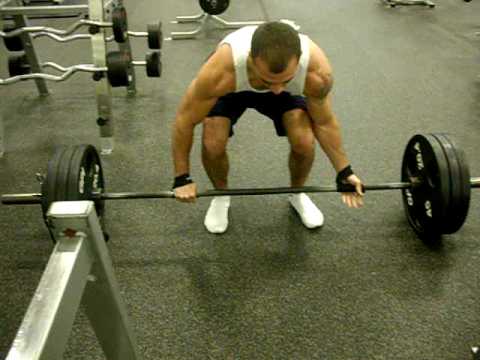 365lb deadlift 19yr old hairy kid john sceppa - YouTube
